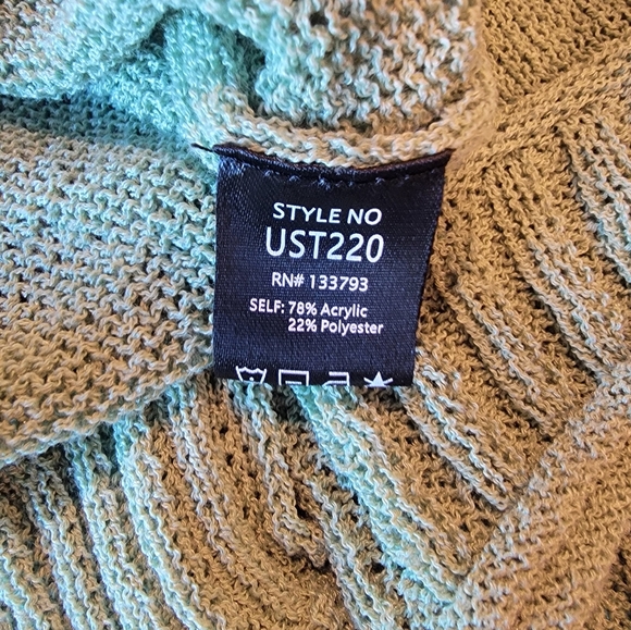 POL | Sweaters | Pol Womens Flower Power Mint Green Longsleeve Hooded ...